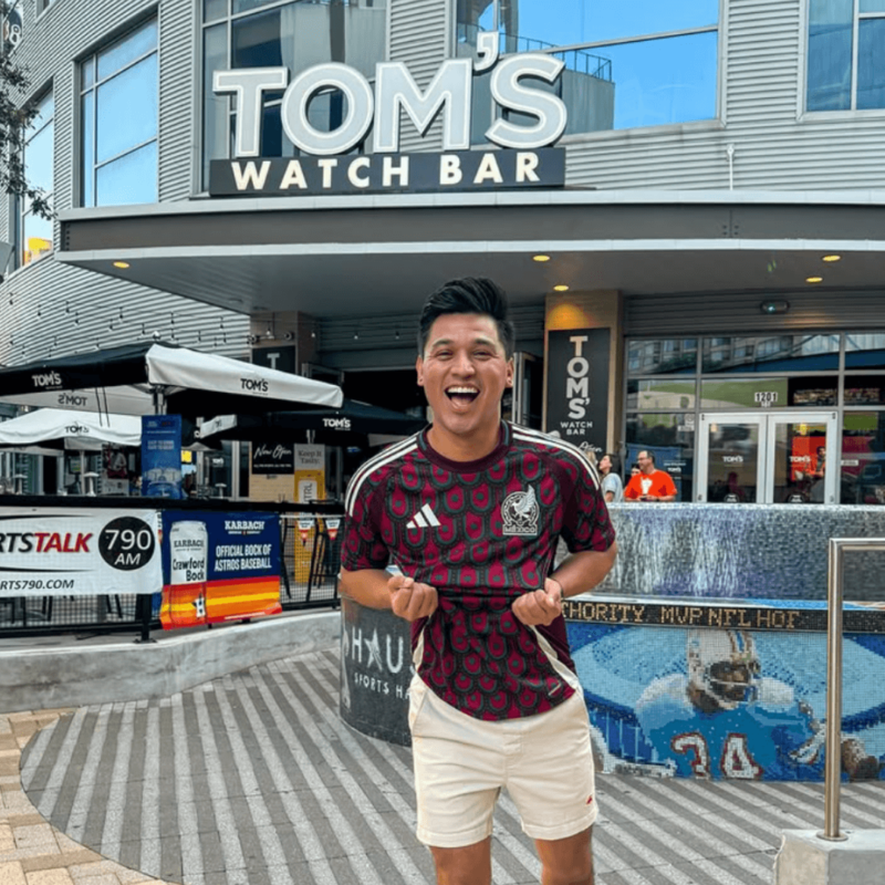 Houston Sports Bar & Restaurant | Houston Tom's Watch Bar