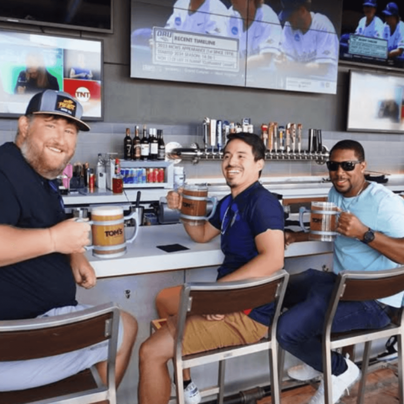 Houston Sports Bar & Restaurant | Houston Tom's Watch Bar