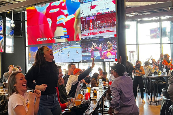 Best Seattle Seahawks Bar in Inglewood | Tom’s Watch Bar